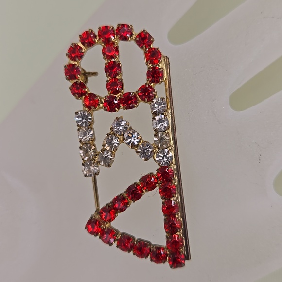 Unsigned | Jewelry | Delta Sigma Theta Rhinestone Brooch | Poshmark